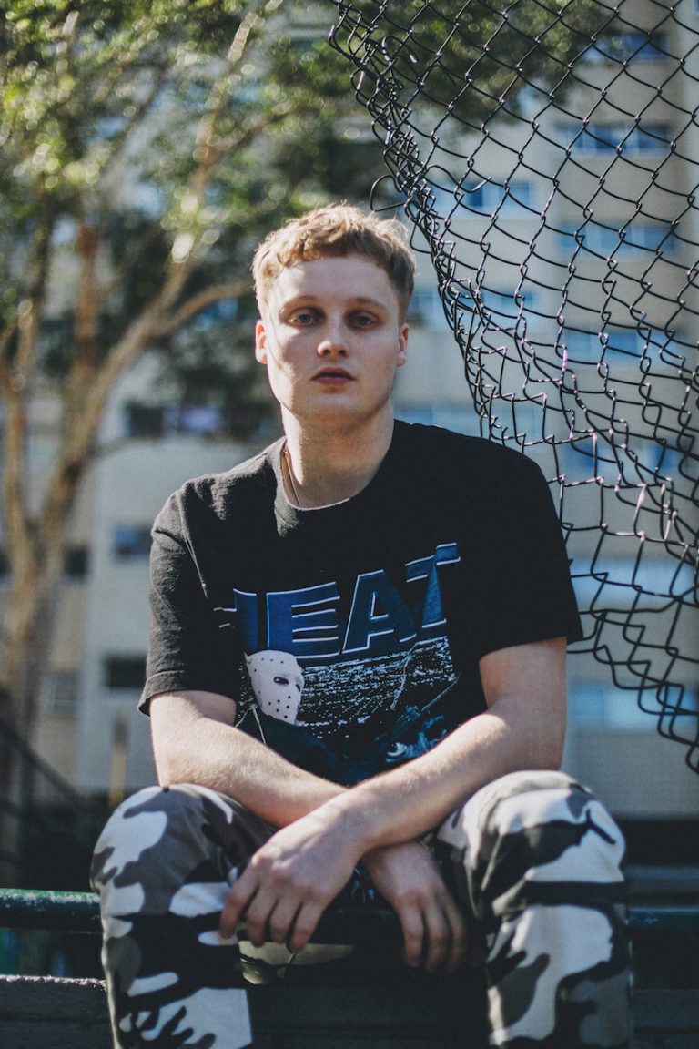 PREMIERE: Badrapper Drops Crazy Heavy Single "Destruct Sequence"